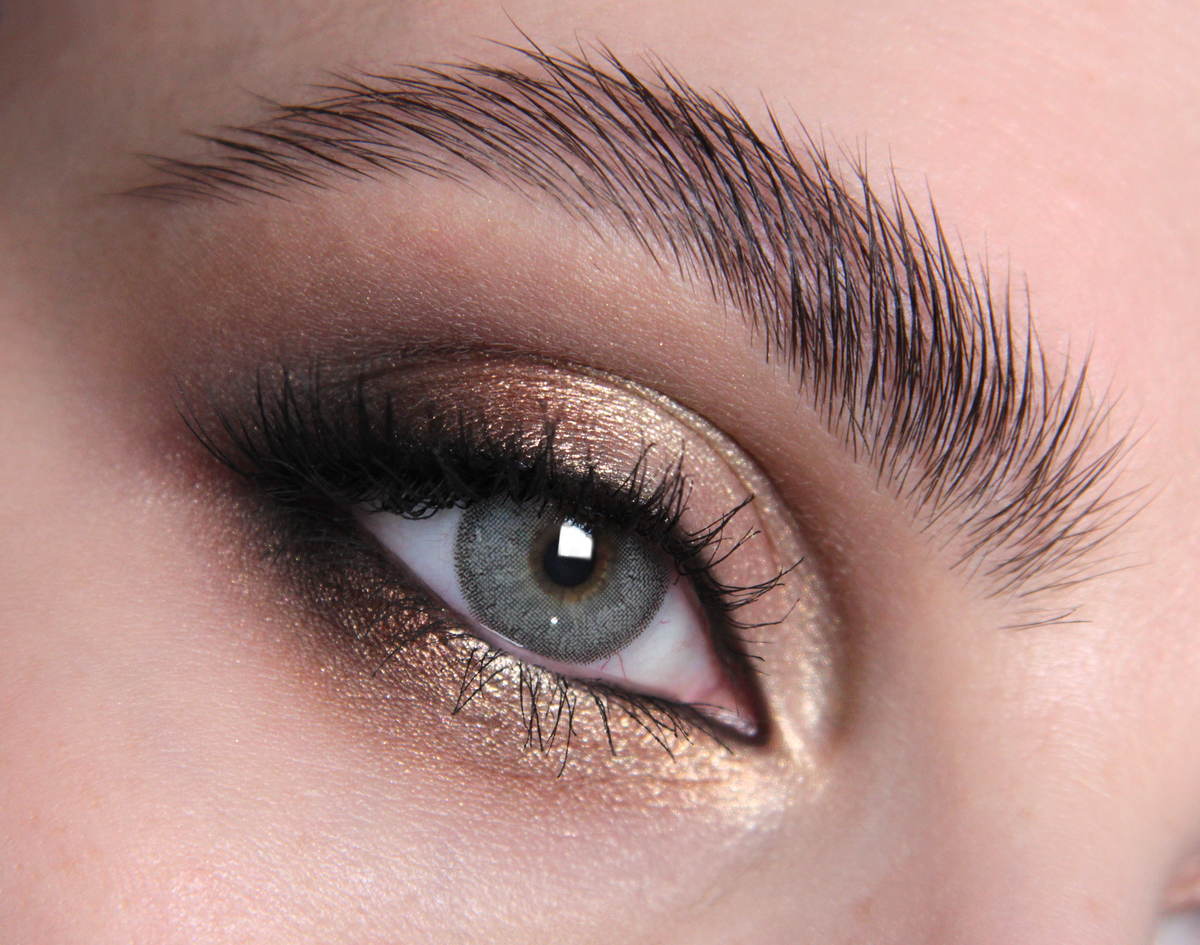 MesmerEyez - Grey Caramel (3 Monthly) | Bella – ColourYourEyes.com